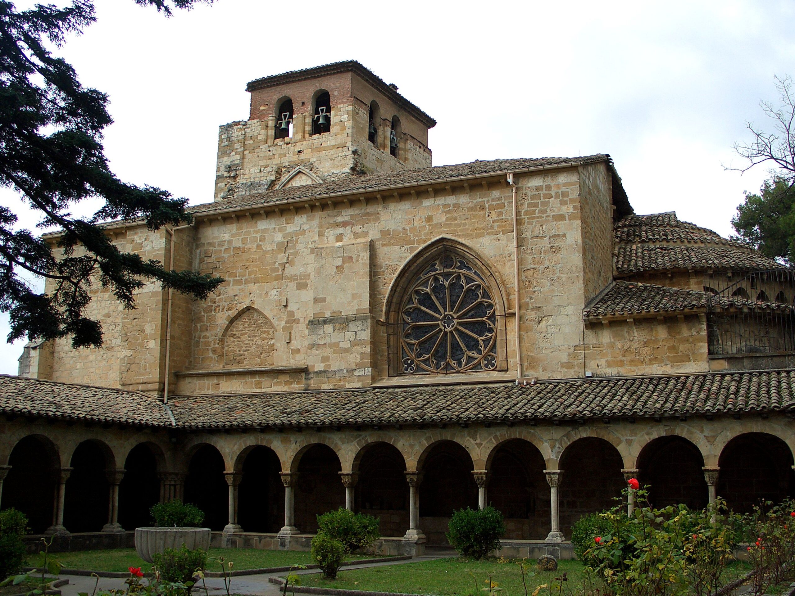Church of San Pedro de la Rúa - BASQUE COUNTRY GUIDE